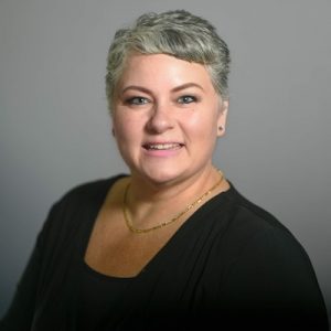 115 Best Ways to Start a Conversation at Work